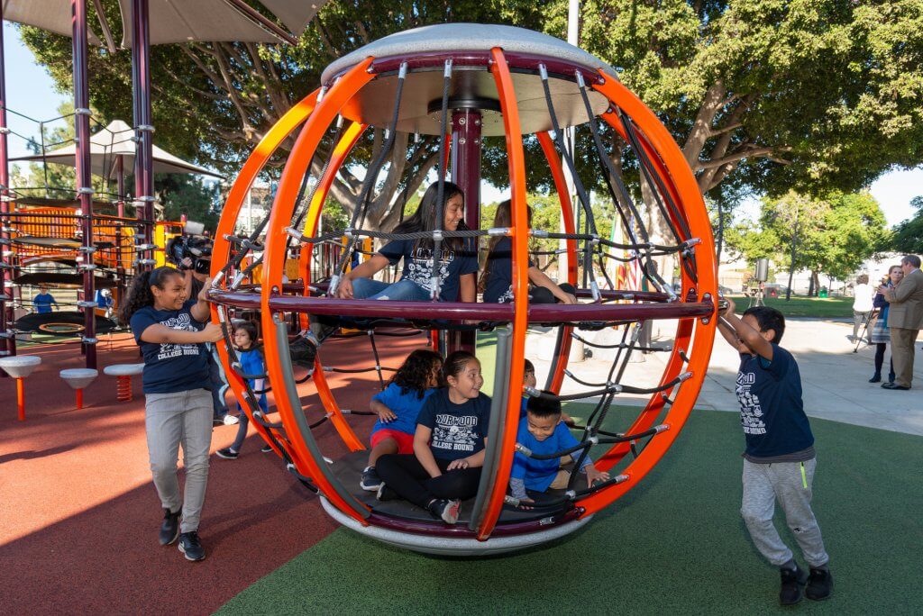Playground at Hoover Rec Center - Los Angeles Parks Foundation